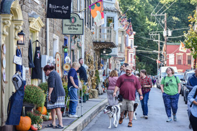 Jim Thorpe Fall Foliage Festival Guide | NEPA Fairs & Festivals