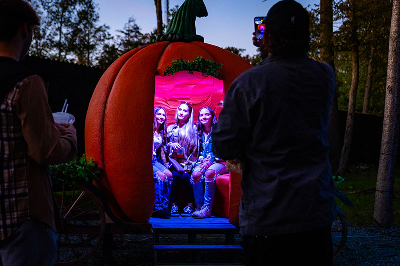 Picture This: Glowing Pumpkin Trail at Roba Family Farms | DiscoverNEPA
